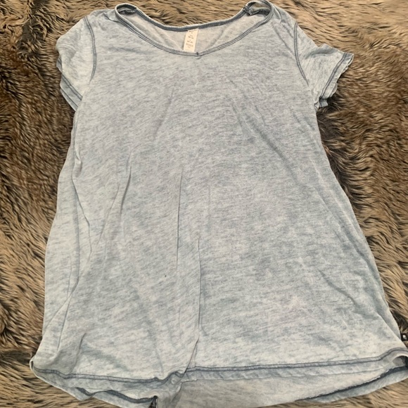 Marika | Tops | Marika Gray India Ink Vivion Vneck Tee Size S | Poshmark